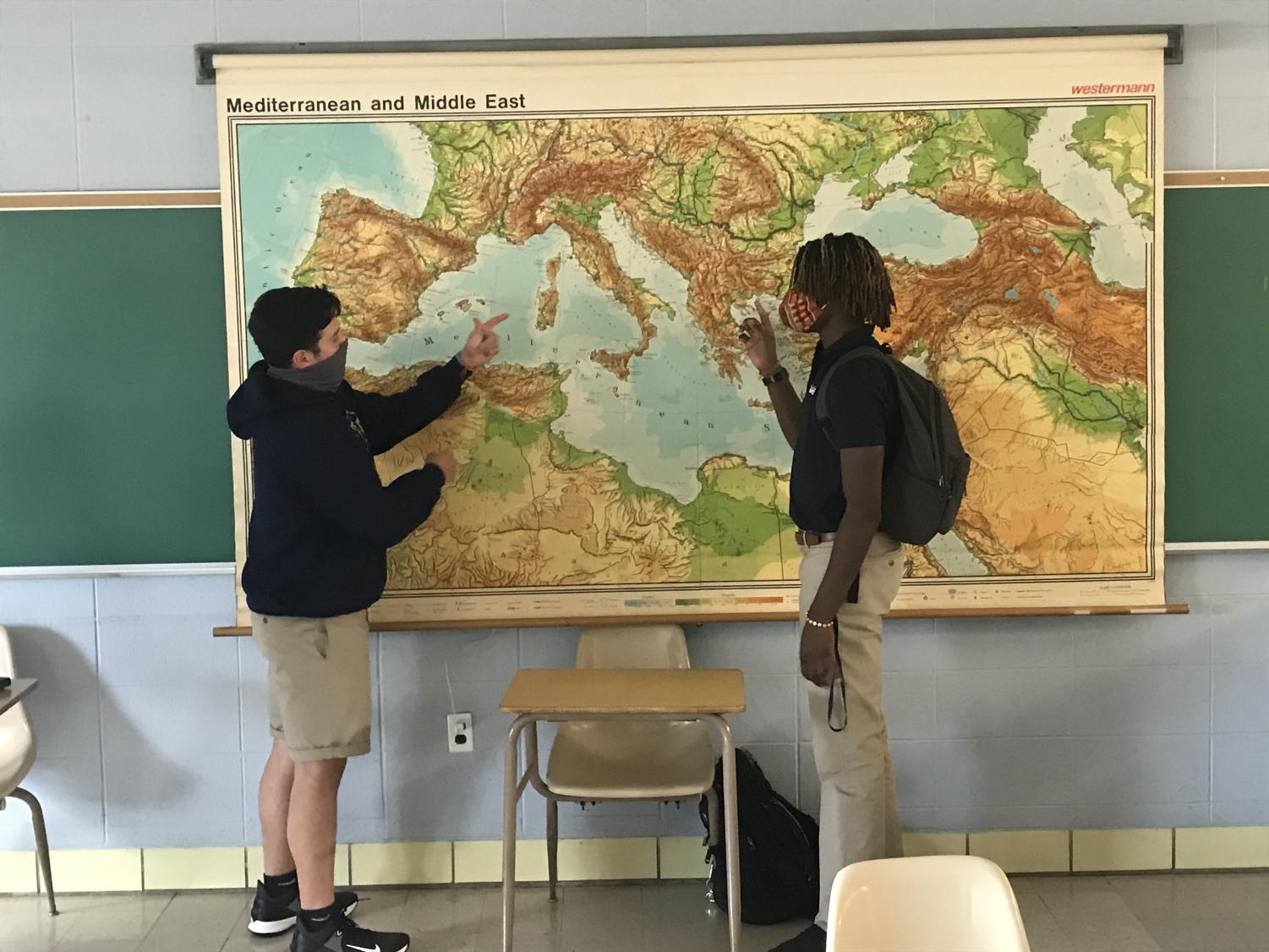 New history classes focus on geography, diversity – JourNoll Online